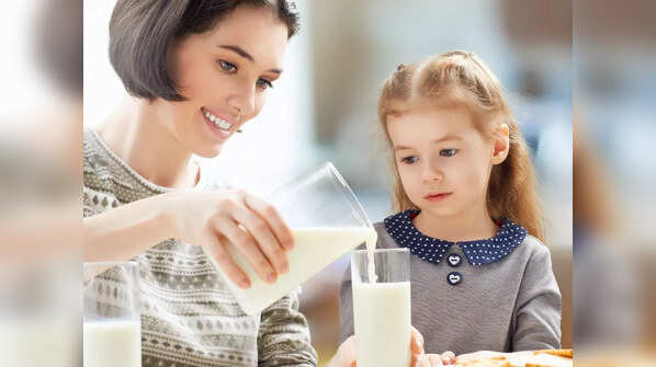 The best time to have milk to get maximum nutrition