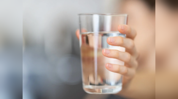 7 reasons to begin your day with lukewarm water