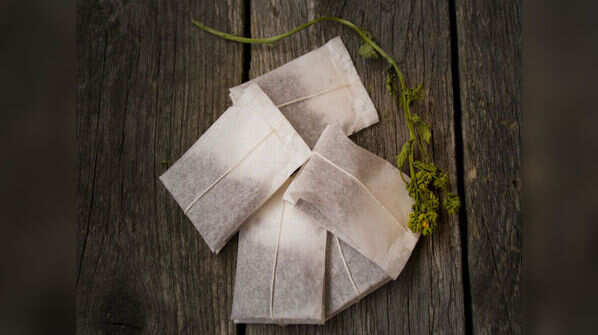 That stapler pin on your tea bag can spoil its benefits and be dangerous!