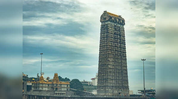 6 interesting facts about Lord Shiva’s Murudeshwar temple