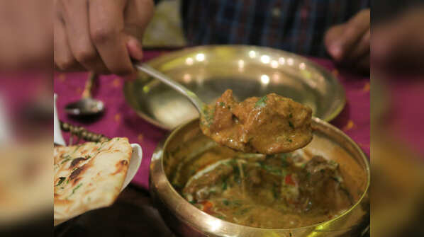 10 best places to have Butter Chicken in Delhi
