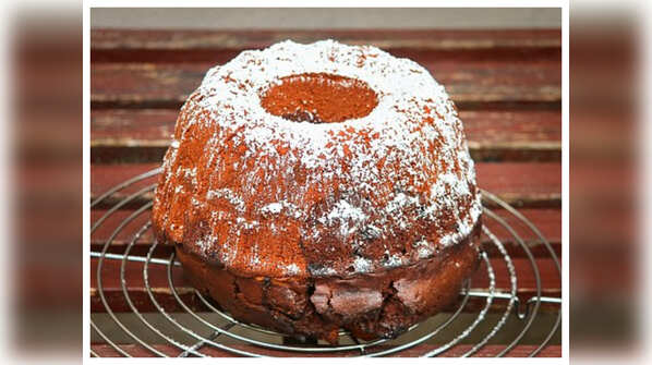 Do you know daily consumption of sweets and cakes can cause acne?