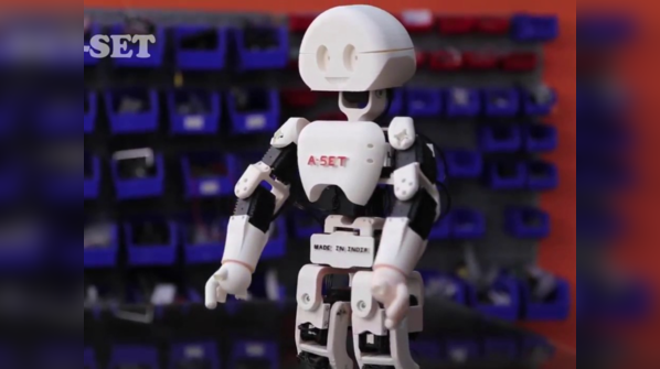 7 noteworthy humanoid robots made in India