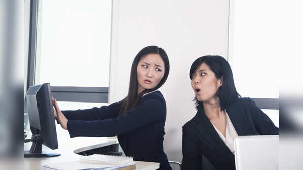 5 things you should NOT do at work