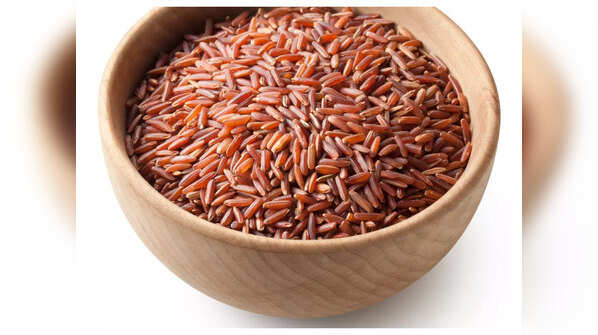 6 reasons to eat red rice daily, healthy recipes inside