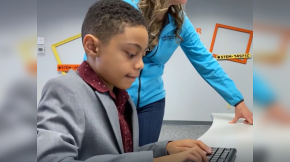 A 9-year-old boy becomes a high school graduate! Parents open up about ...