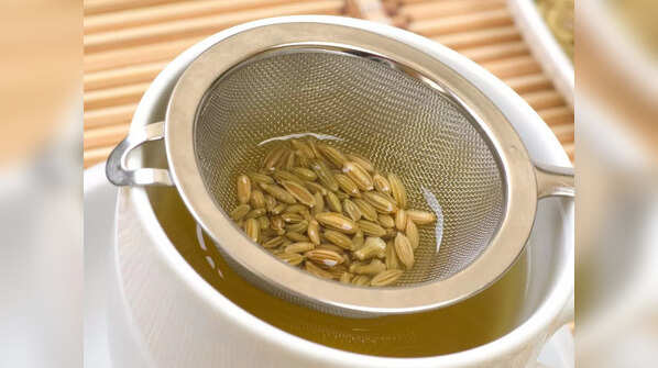 Lesser known reasons to drink Fennel tea(Saunf tea) daily