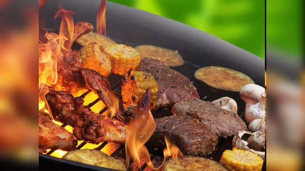 Can grilling or roasting meat cause cancer?