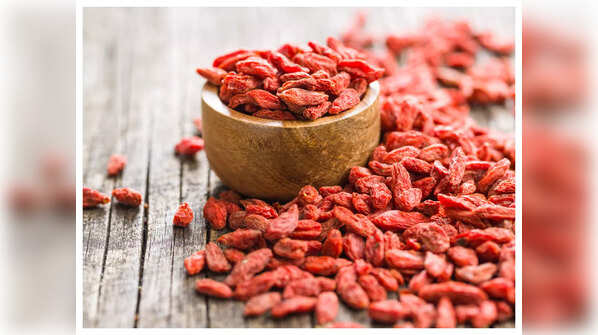 Foods for eyesight | Goji berries for eyes: Dried goji berries may help ...