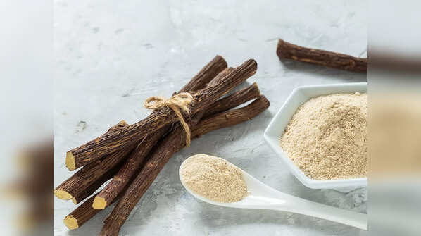 6 Ayurveda-inspired homemade recipes for dry cough