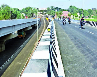 Drive Cautiously On Atal Flyover: Vmc | Vadodara News - Times of India