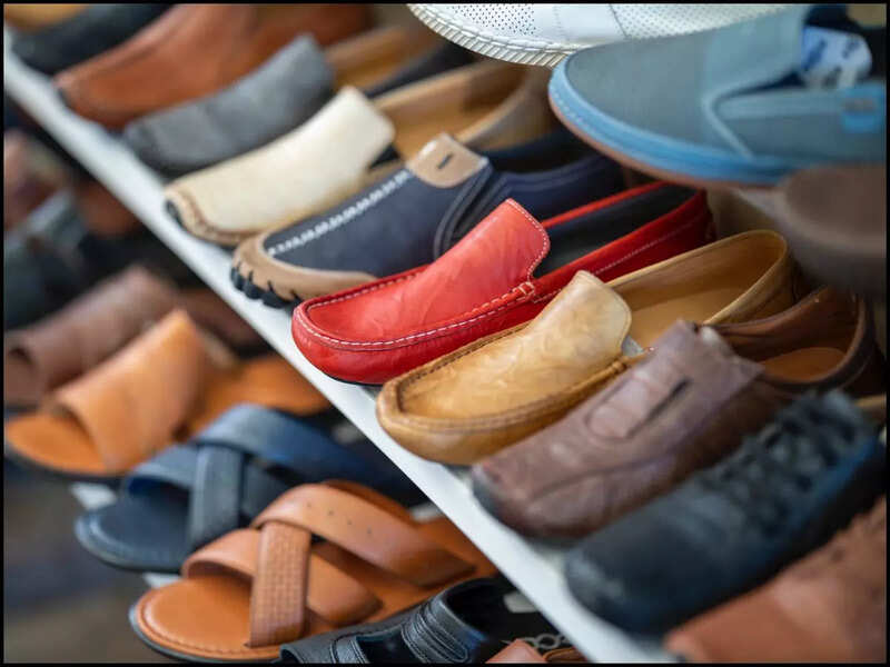 A bizarre shoe heist: Thieves in Peru steal only right-footed shoes ...