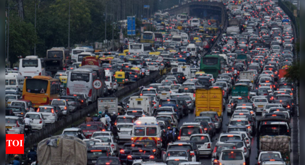 1 in 4 cars in India to be an electric by 2030: VW - Times of India