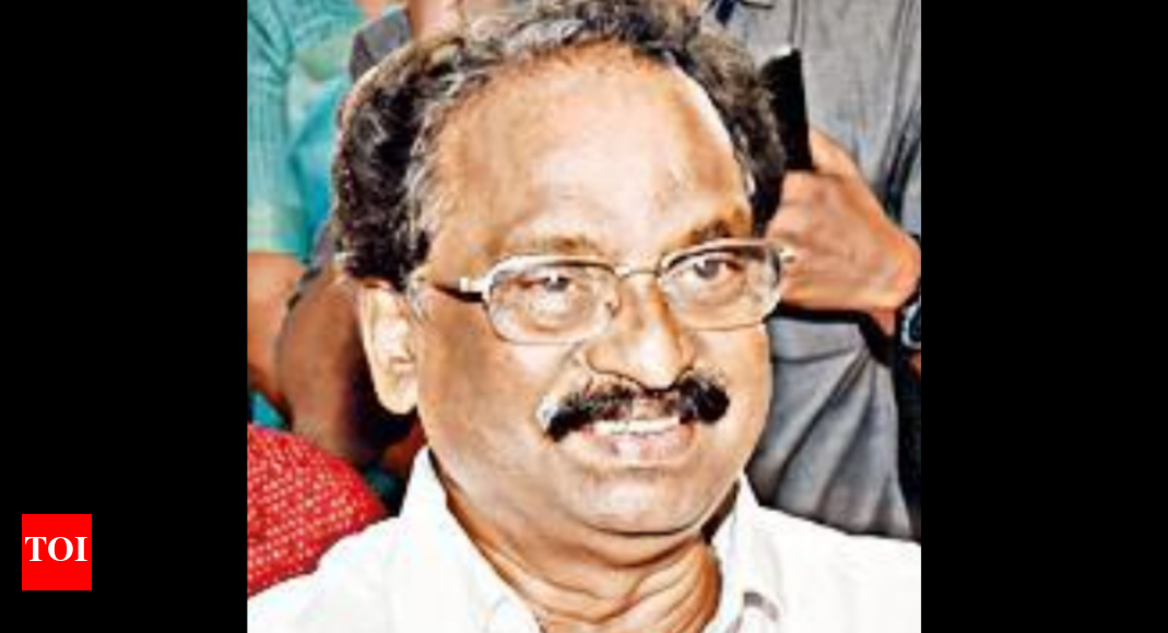 Kerala CM Pinarayi Vijayan needn’t respond to all charges: AK Balan ...