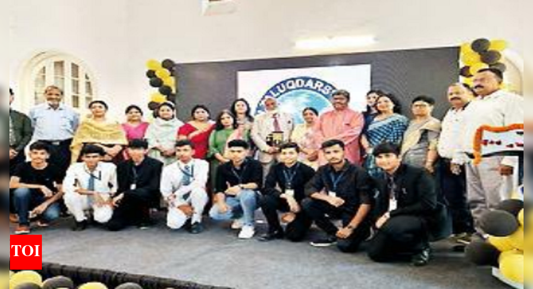 Ignited minds share views at Colvin's lliterature fest in Lucknow | Lucknow News - The Times of ...