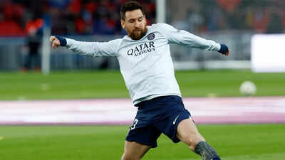 Lionel Messi back in training with PSG | Football News - Times of India