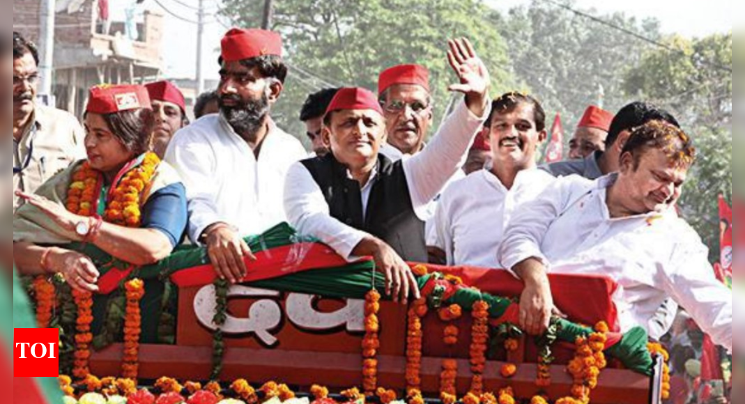 Meerut: Akhilesh Yadav takes jibe at BJP, says 'internal conflicts within government' | Meerut ...