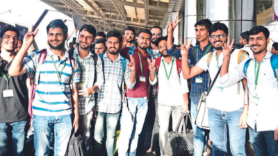 Manipur: State Govt Safely Brings Back 51 Rajasthanis From Manipur | Jaipur News - Times of India