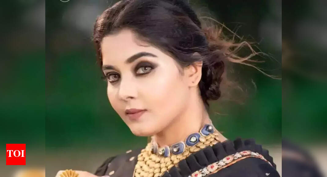 Aishwarya Shindogi replaces Sara Annaiah in Namma Lacchi - Times of India