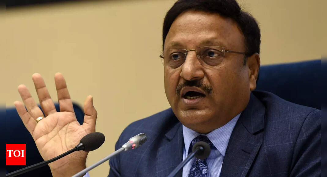 Rajiv Kumar: CEC Rajiv Kumar appeals to Karnataka voters to participate ...