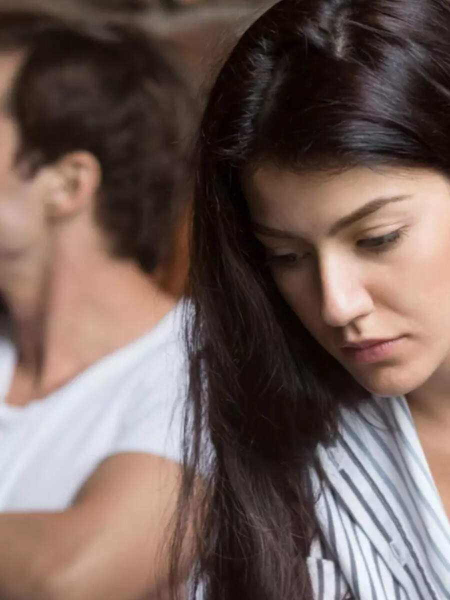 Relationship Tips: 9 signs of hidden & dangerous signs of disrespect in ...