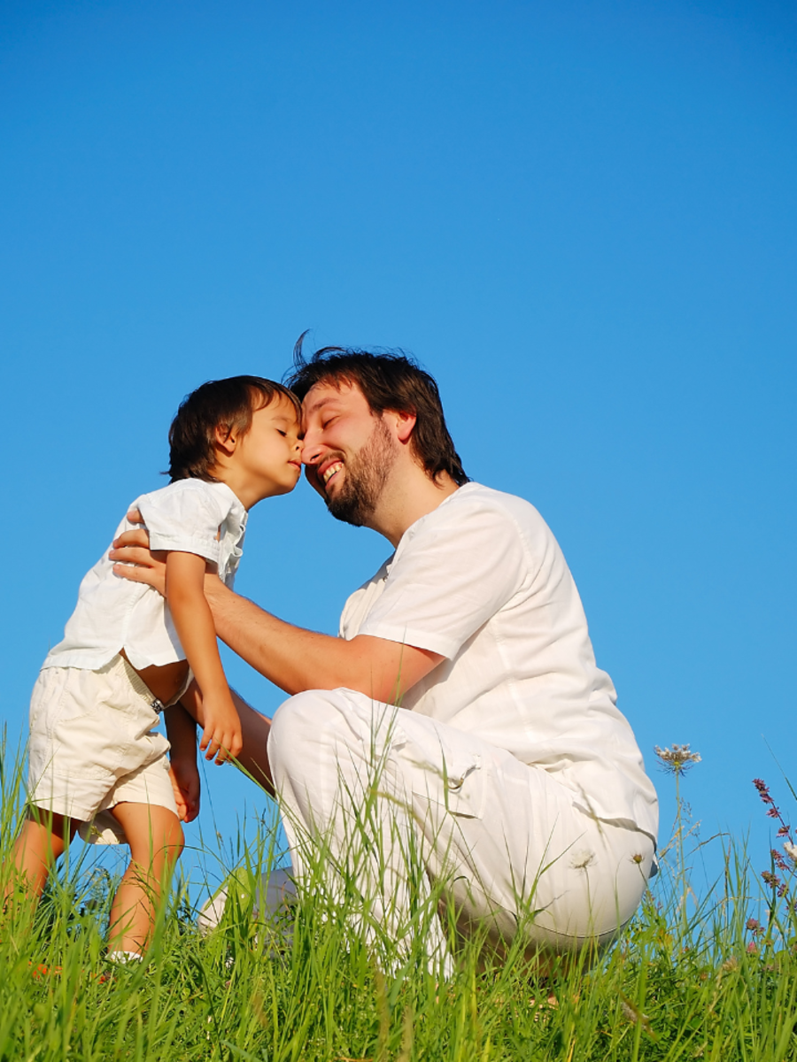 12 habits of fathers who raise confident kids | Times of India