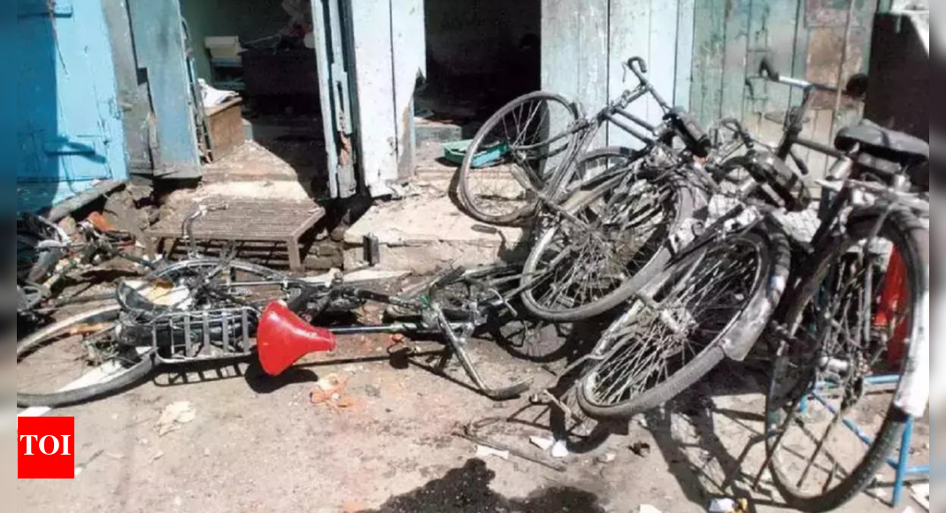 Tortured by ATS: Hostile Malegaon witness | Mumbai News - Times of India
