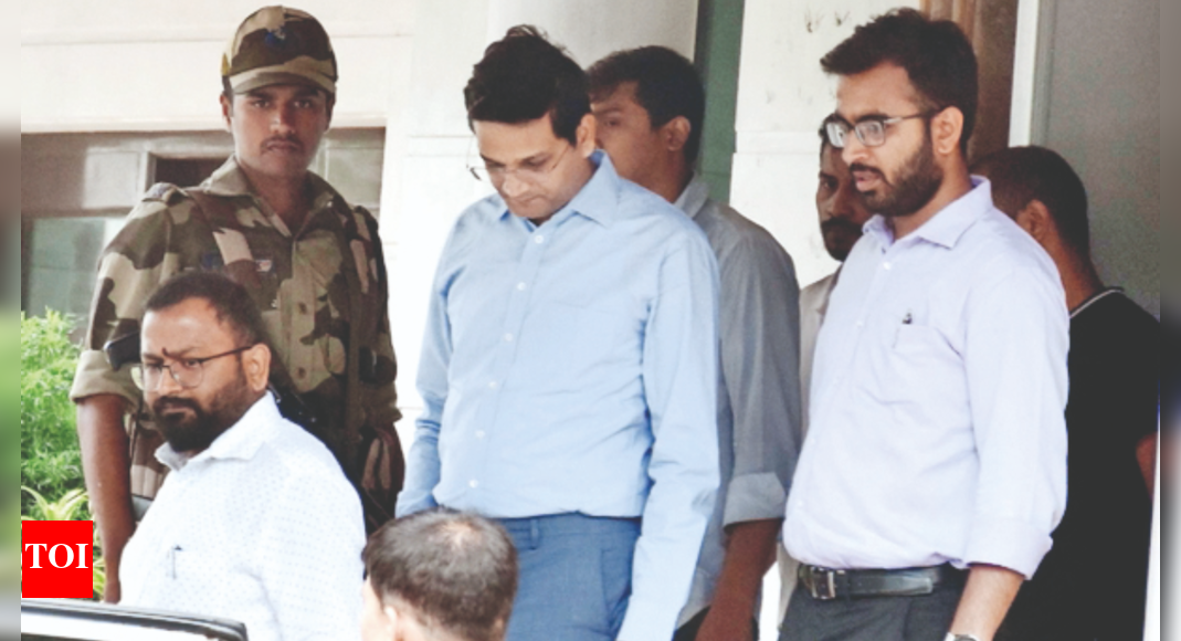 Karnad: Ed To Seek Extension Of Suspended Ias Officer Chhavi Ranjan’s ...