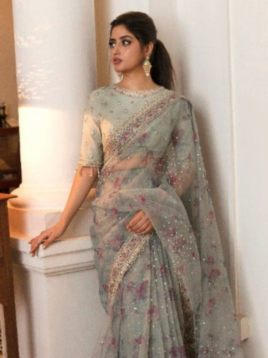 9 Sarees To Wear At Wedding Parties | Zoom TV