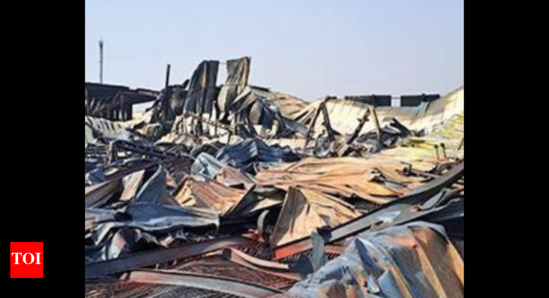 4 labourers dead in fire at Bareilly foam factory | Bareilly News ...