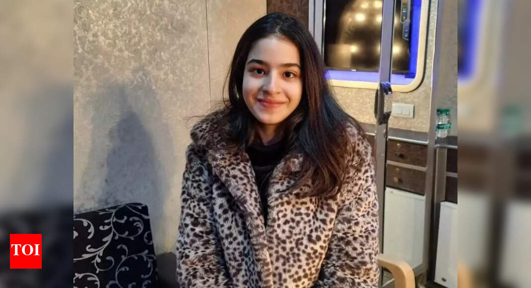 Class 12 CBSE board exam results: Child actor Suhani Sethi scores 99 in ...