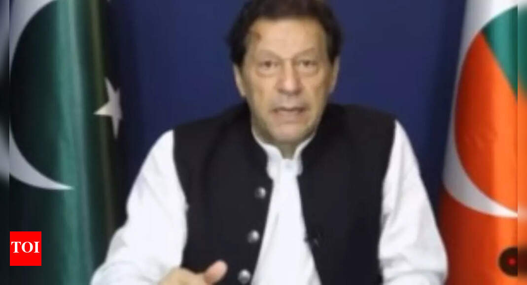 Imran Khan arrest live updates: Pakistan ex-PM Imran Khan calls for ...