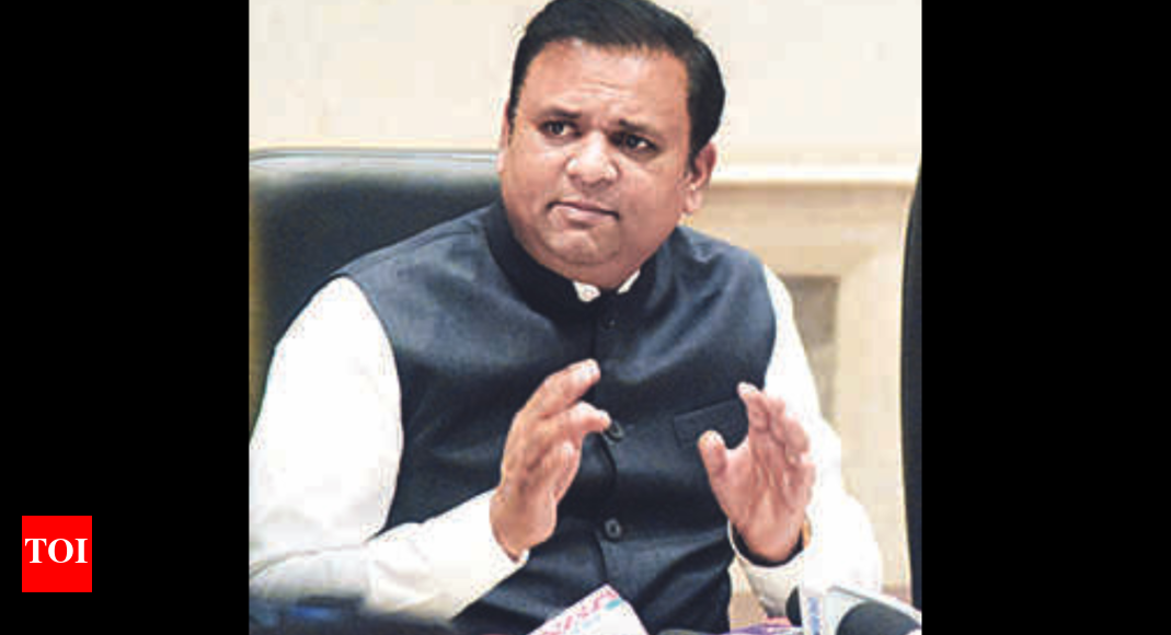 Legislator: We'll file reply together | Mumbai News - Times of India