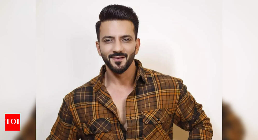 Ali Merchant has grown 'wiser in love' after two failed marriages ...