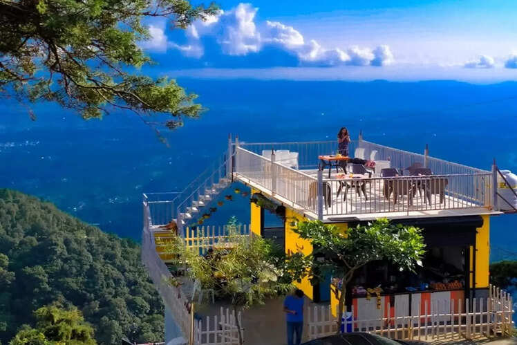 These mountain restaurants in India have views to die for | Times of India Travel