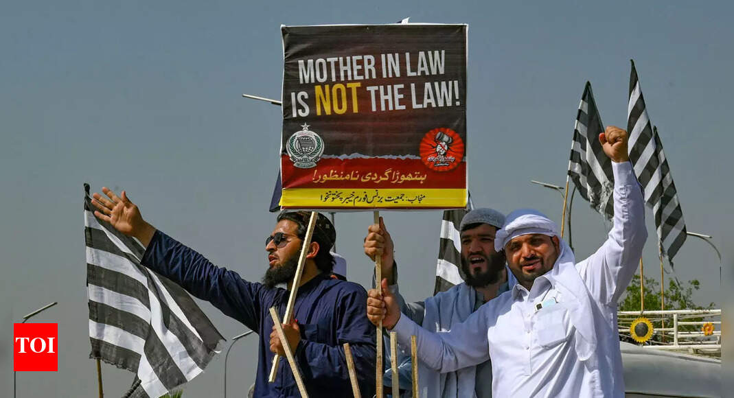 'Mother-in-law is not the law': Why Pakistan chief justice is in ruling ...