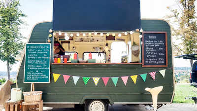 New changes in Delhi Food Truck Policy, food trucks to open till 2 am ...