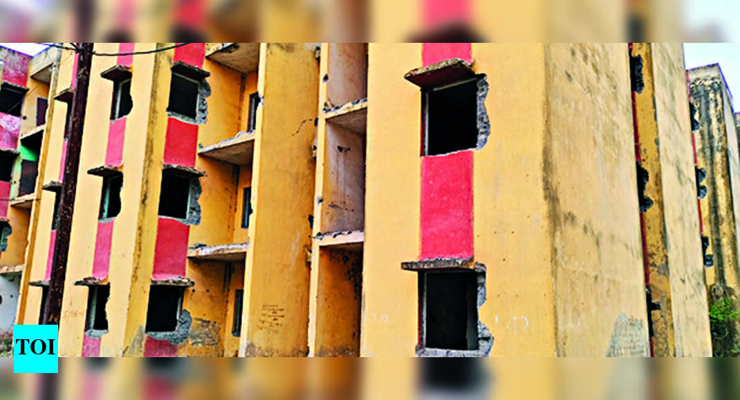 Yojan: 1300 Flats For Poor Crumbling Due To Dismal Maintenance & Govt ...