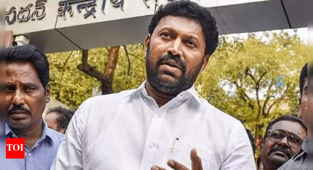 Viveka murder case: YS Avinash Reddy asks CBI to allow him to appear for questioning after 4 ...