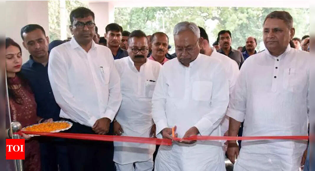 Bihar CM Nitish Kumar inaugurates newly built 'Kar Bhawan', Transport ...