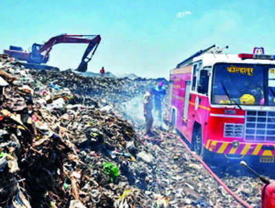 Over 72 Hours On, Garbage Depot Fire Still Burning | Kolhapur News ...