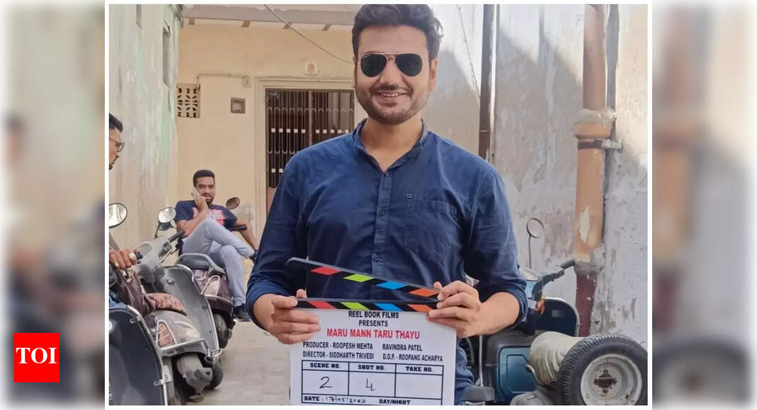 Rahul Raval shares a click from the sets of ‘Maru Mann Taru Thayu ...