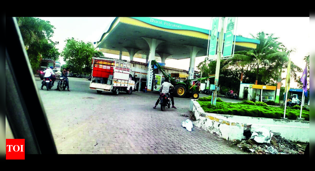 Shevgaon calm; buses, banks operate but shops stay shut | Nashik News ...