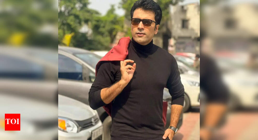 Abir Chatterjee all excited for his gun-toting pulp fiction detective ...