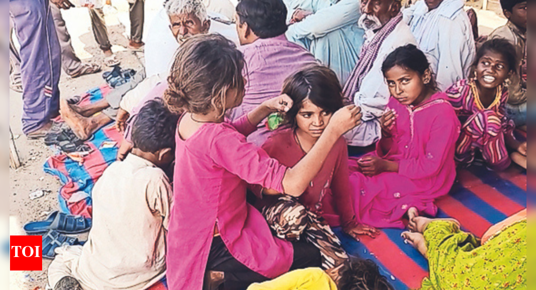 Pak Hindus: After Razing Homes Of Pak Hindus In Jaisalmer, Admin Gives ...