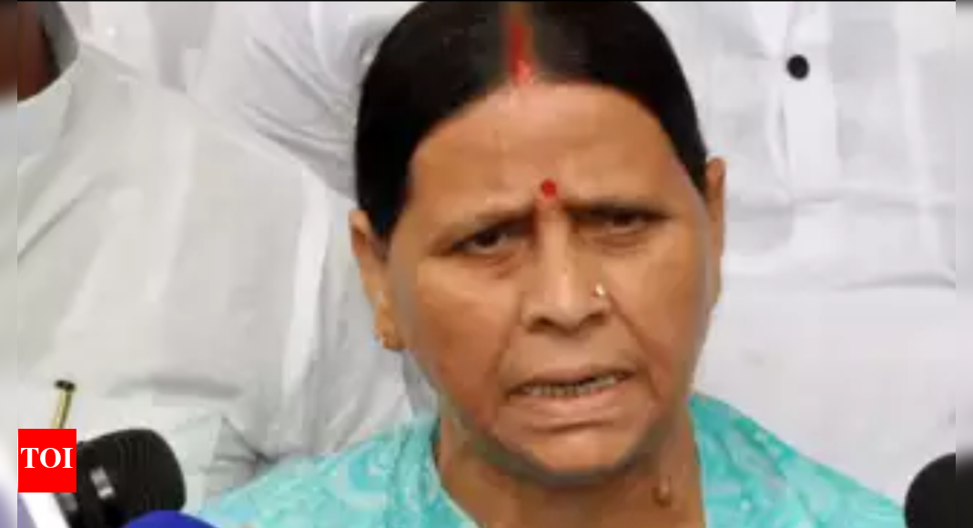 Rabri Devi appears before ED for questioning in Land-for-jobs case ...