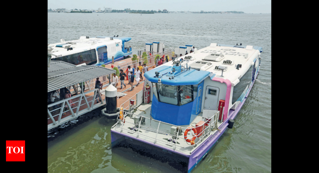 Water Metro Boats Find Many Takers, Ridership To Touch 2 Lakh In 3 ...