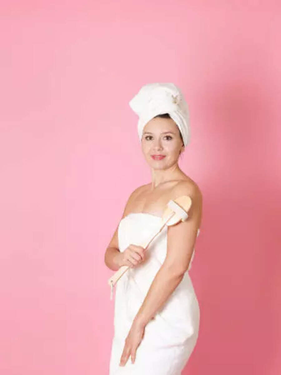 8 DIY Natural Bath Powders For a Great Summer Skin | Times Now