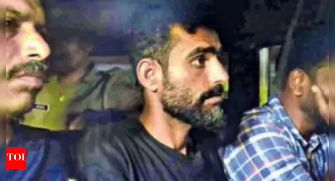 India's 'biggest' drug haul: NCB seeks custody of Pakistani national ...
