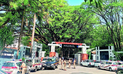 Ftii: Protest On Ftii Campus Against ‘kerala Story’ Show | Pune News ...